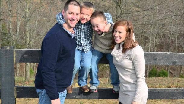Who Killed Jason Ellis New Details On Unsolved Murder Of Kentucky Police Officer Yourtango